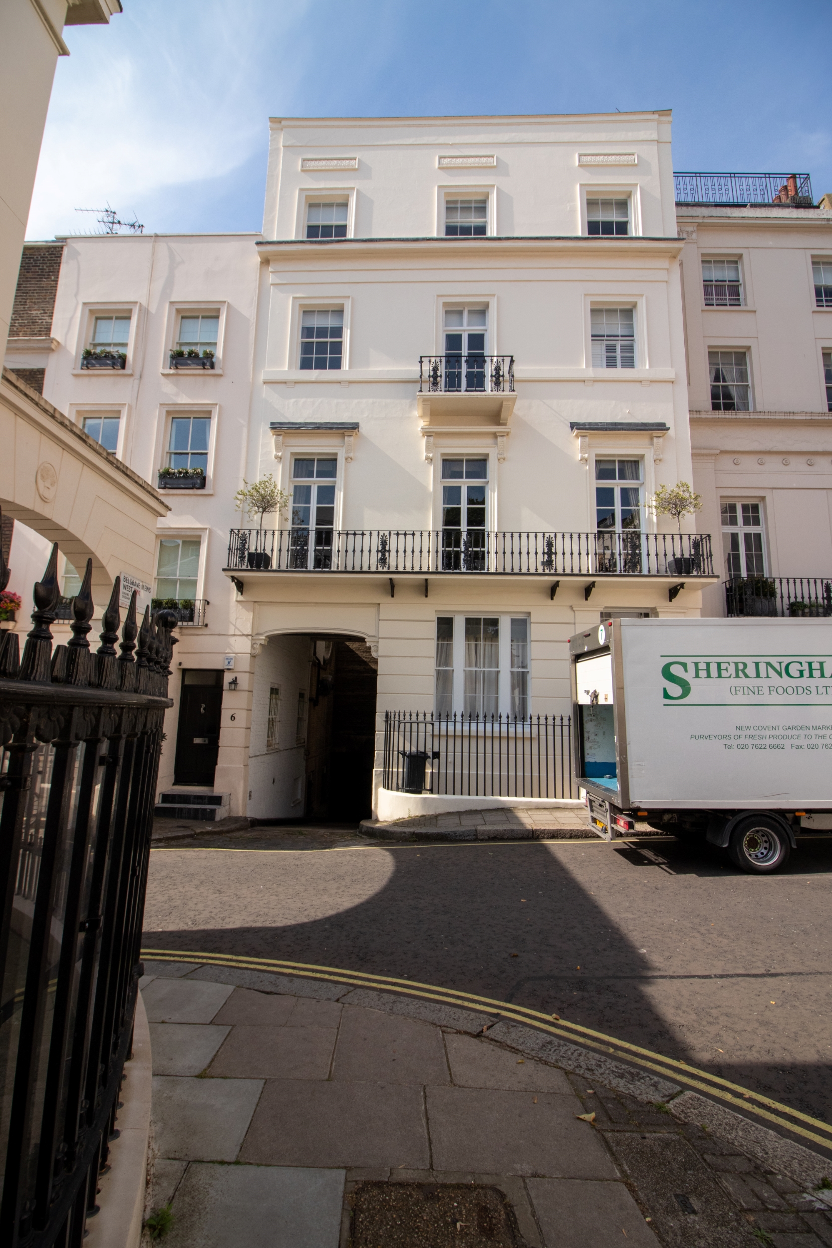 4, HALKIN PLACE SW1, Non Civil Parish - 1066711 | Historic England