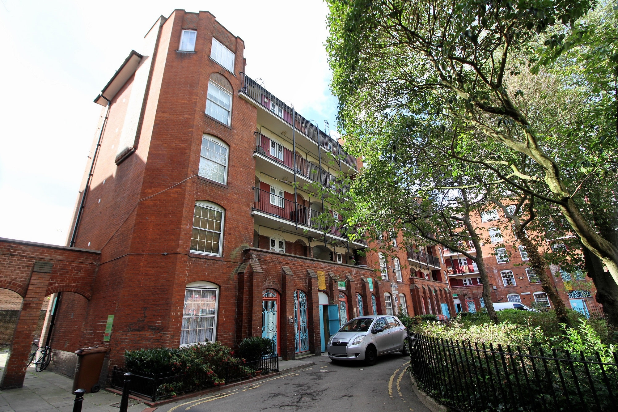 SCOTT HOUSE, CALEDONIAN ESTATE, Non Civil Parish - 1205338 | Historic ...