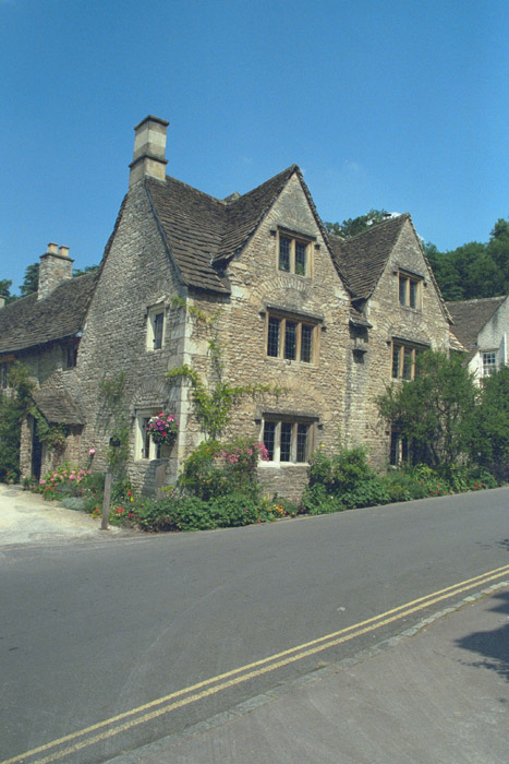 Castle House, Castle Coombe, Wiltshire | Educational Images | Historic ...