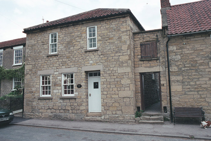 Malthouse, Main Street, Ebberston, North Yorkshire | Educational Images ...